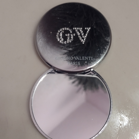 Georgio Valenti Paris | Other | Vintage Giorgio Valenti Paris Folding ...